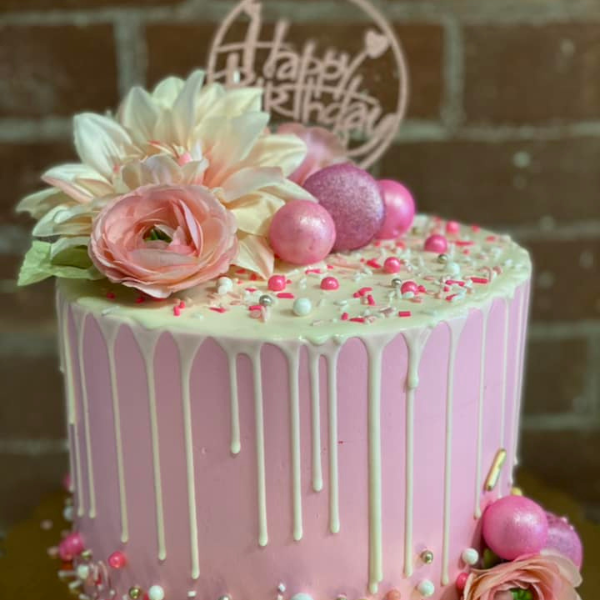 Cakes - Sandy's Bakery and Catering in Jonesboro, AR